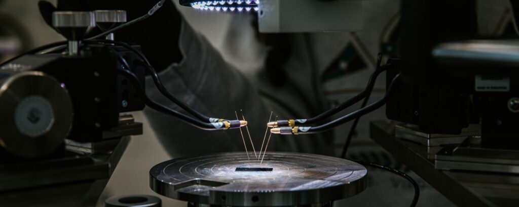 Semiconductor and Quantum Materials Pathways | Department of Materials ...