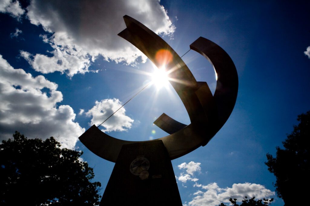 Joseph N. Pew, Jr. Sundial | Cornell Duffield Engineering